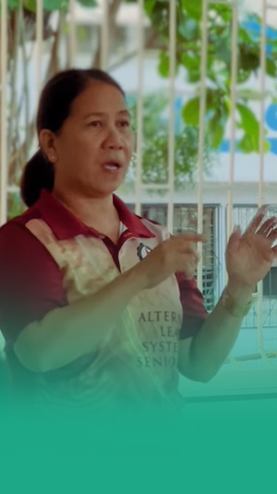 PLDT-Smart Foundation, Smart, Makati Med help boost Boracay safety