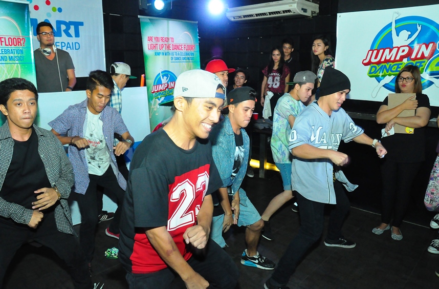 Smart opens Jump In Dance Off 2 season with simultaneous dance celebrations