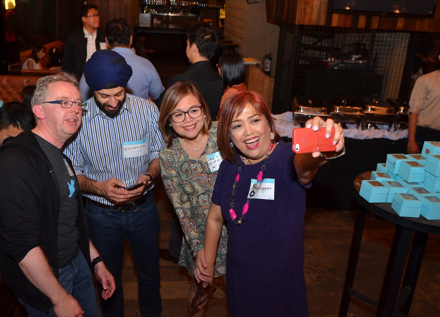 Smart welcomes Twitter with PH’s biggest ‘tweetup’ of social media users