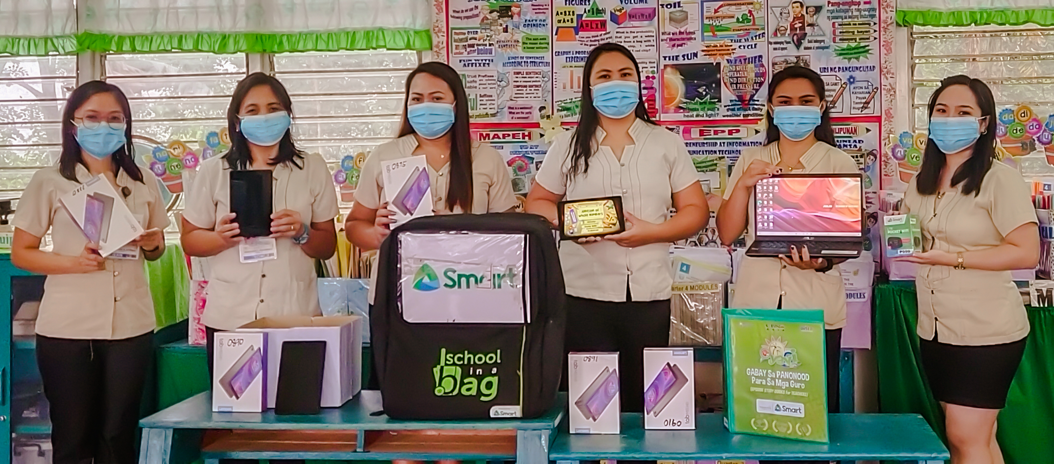 Smart’s ‘School-in-a-Bag’ reaches last-mile schools in Negros Oriental ...